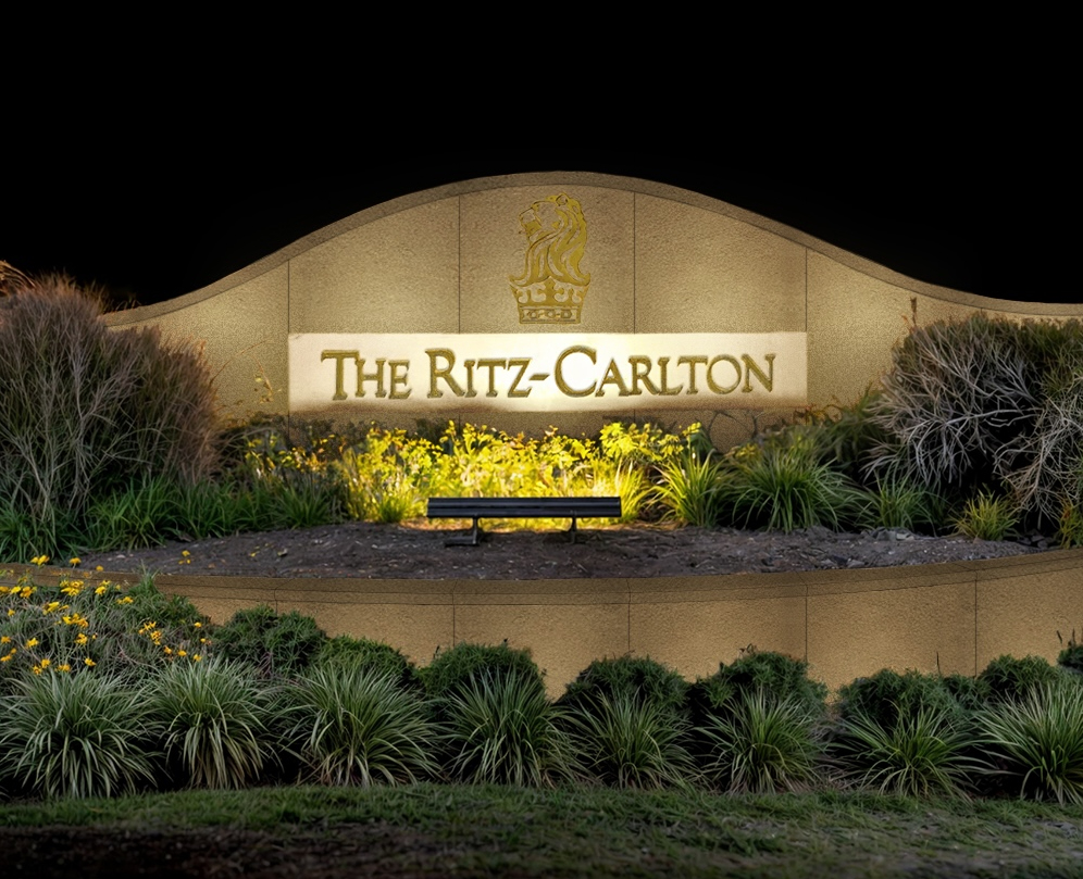 How to Properly Light Business Signage – Ledlam Lighting